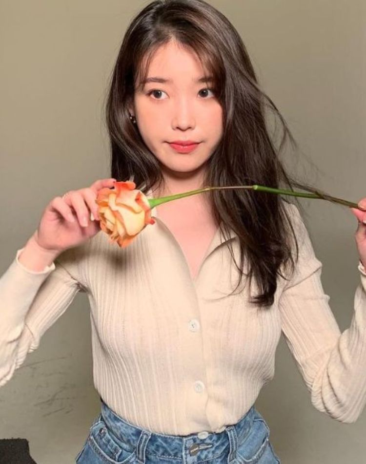 【MBTI 16型人格】你是天馬行空的 INFP 嗎？ IU、林志玲都是調停者人格！擁有獨特想法，但同時性格內向，較難認識新朋友 ...
