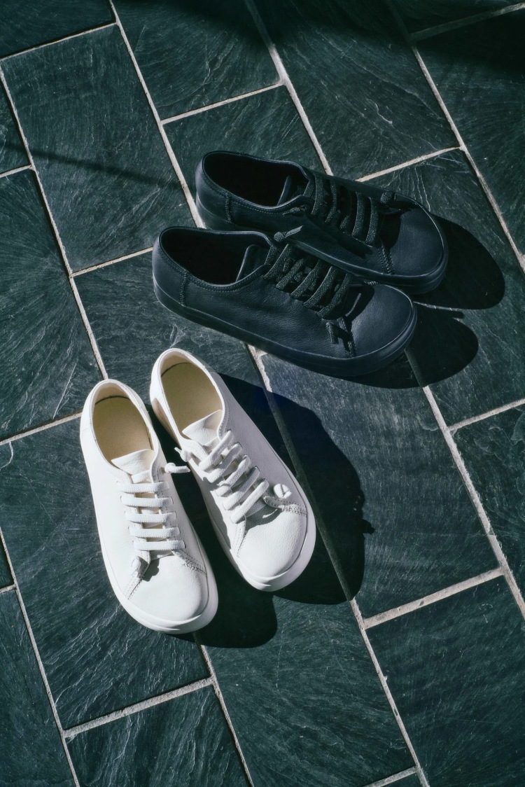 Camper創立50週年5件事徹底認識！Muji聯名引話題，樂福鞋必收 | Bella.tw儂儂