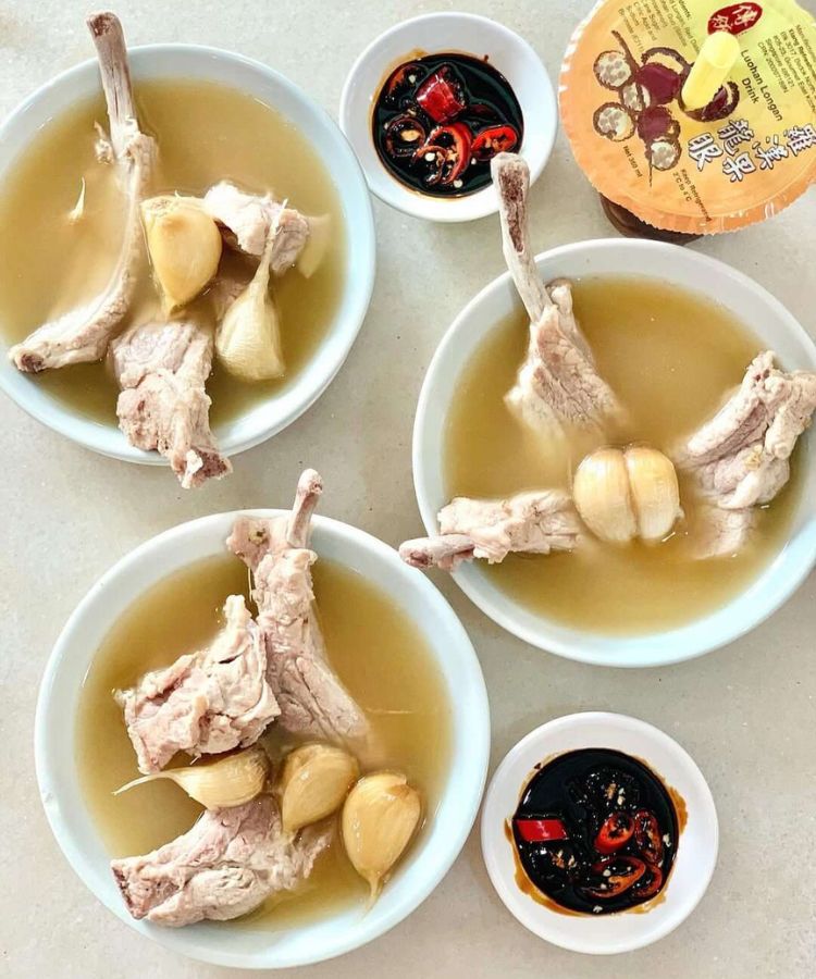 新加坡美食推薦！從海南雞飯、肉骨茶到叻沙，在地人激推的6大必吃名店！ | Bella.tw儂儂
