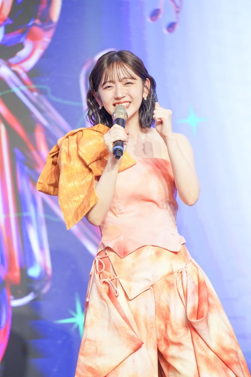 鈴木愛理睽違9年回歸！跨年首訪台南狂吃烙台語，怕變胖飛機上練腹肌 | Bella.tw儂儂